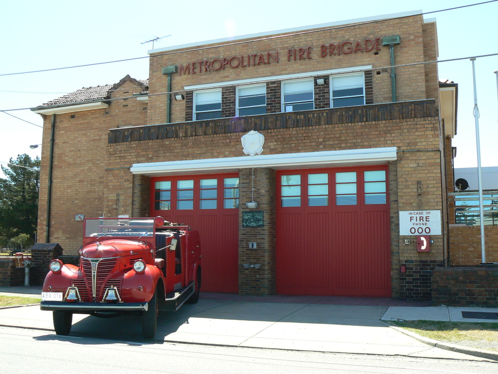 Photograph - Vintage Fire Engine, Fire in the Borough Launch, David ...