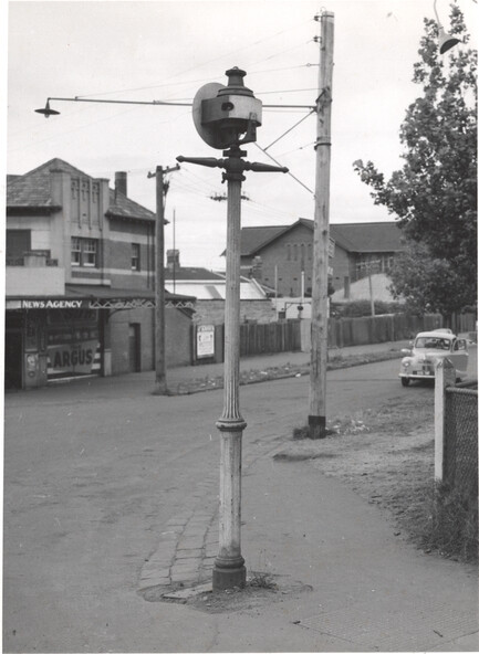 Photograph - Tramway / Railway disc signal at Elsternwick, late 1950s